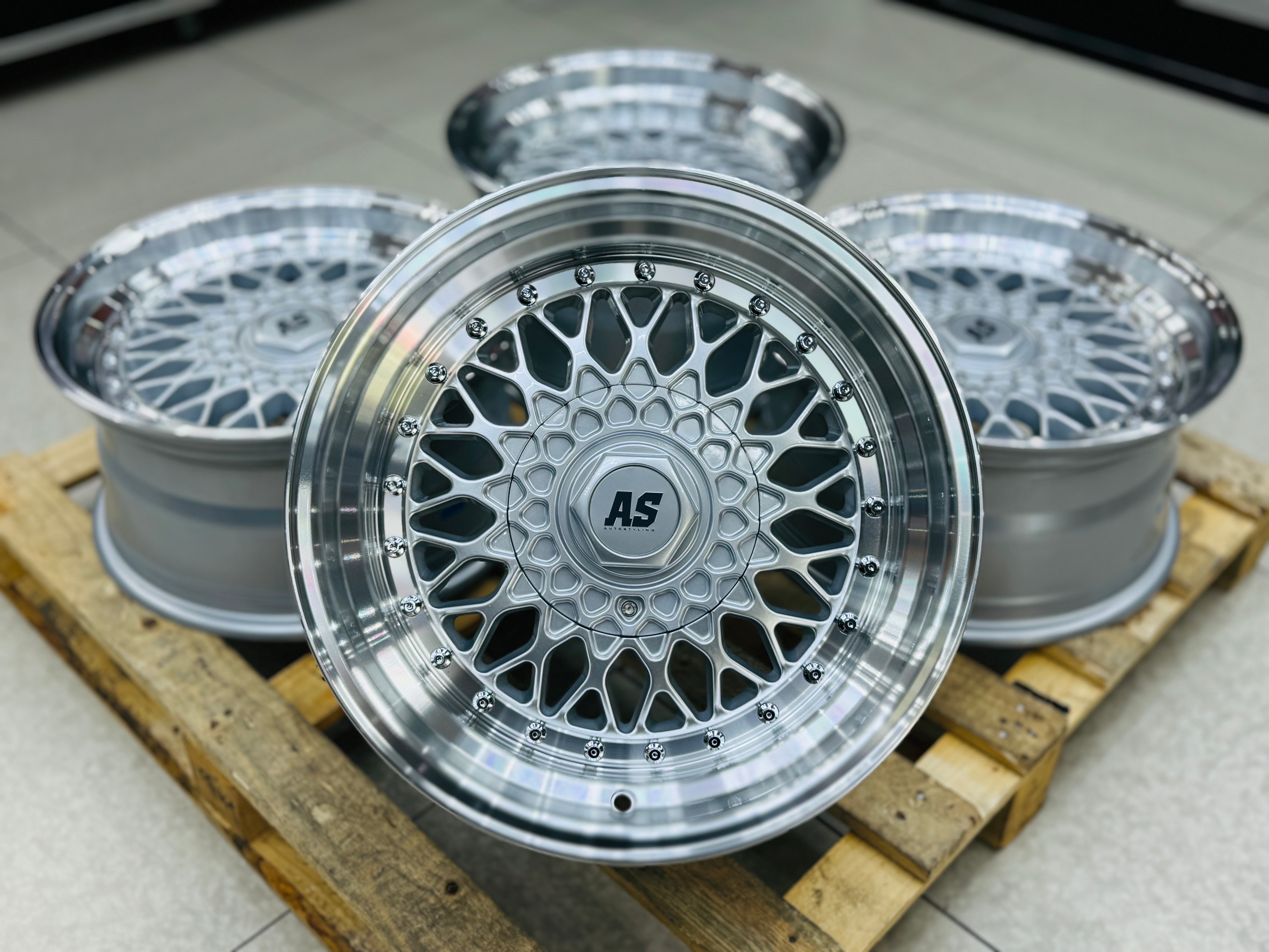 16” AS-MESH 8/9j 4/100 & 5/100 multi hole SILVER – Autostyling Klerksdorp