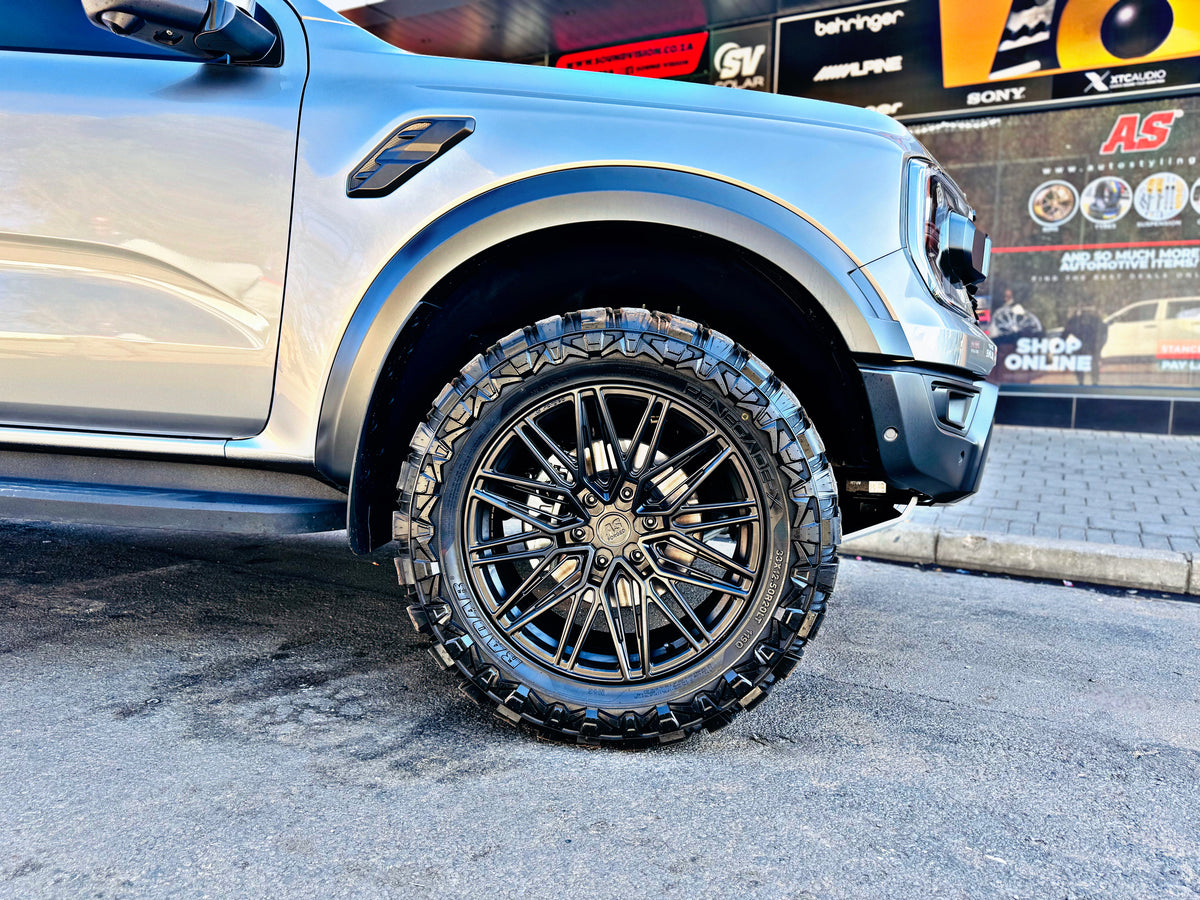 RADAR RENEGADE-X MUD TERRAIN 33”x12.5 R20 – Autostyling Klerksdorp