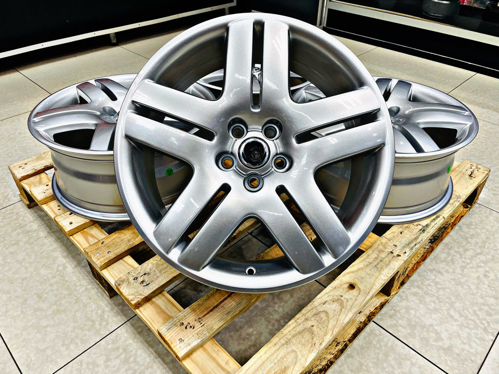 17" AS- Vw LONGBEACH REPS 5/100 SILVER WHEELS – Autostyling Klerksdorp