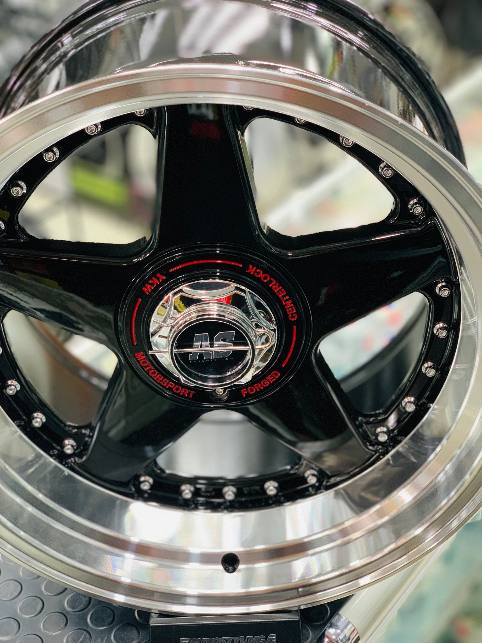 17” AS- 360 8.5/10j WHEELS