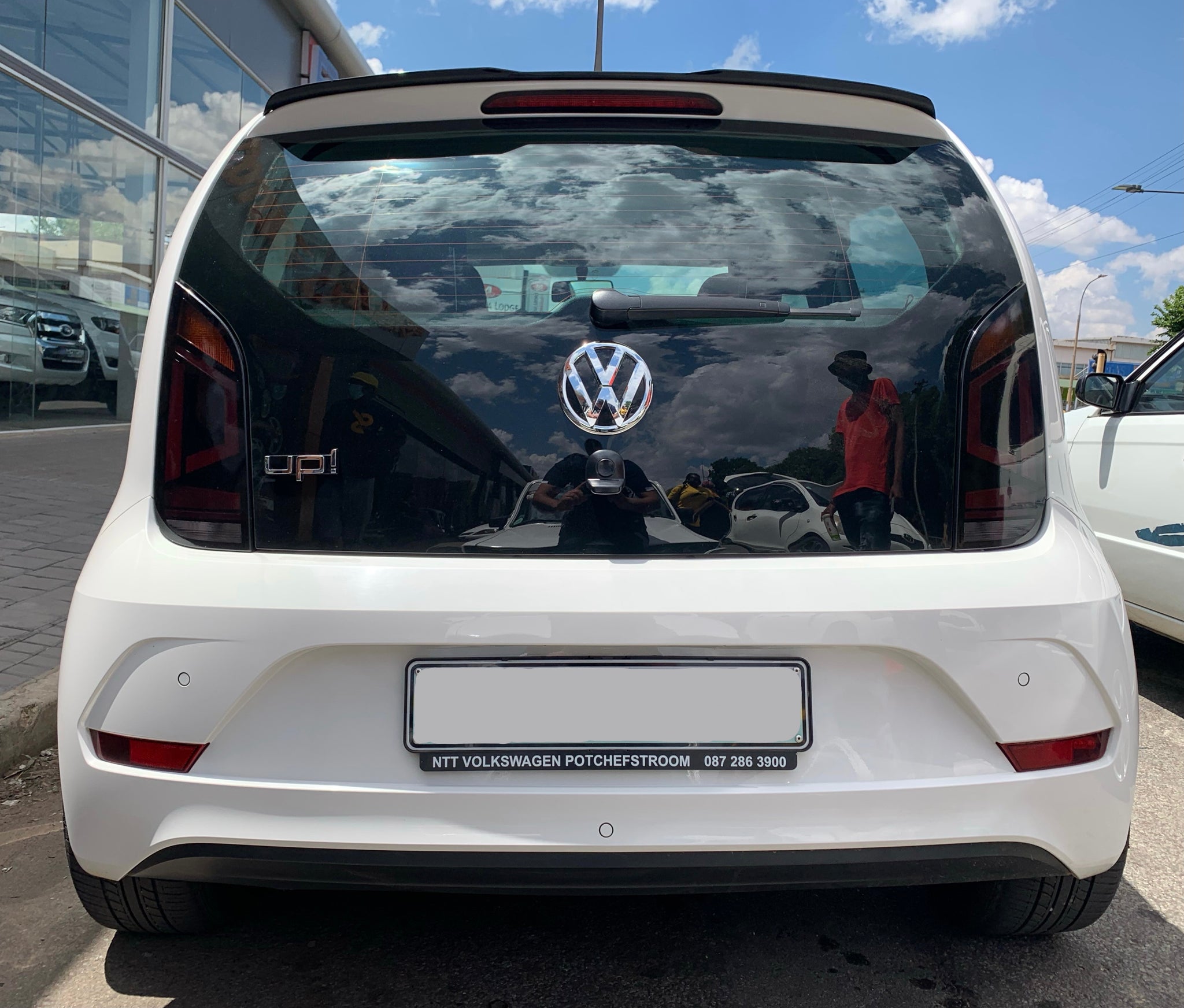 UNIVERSAL 4 PIPE STICK ON REAR DIFFUSER