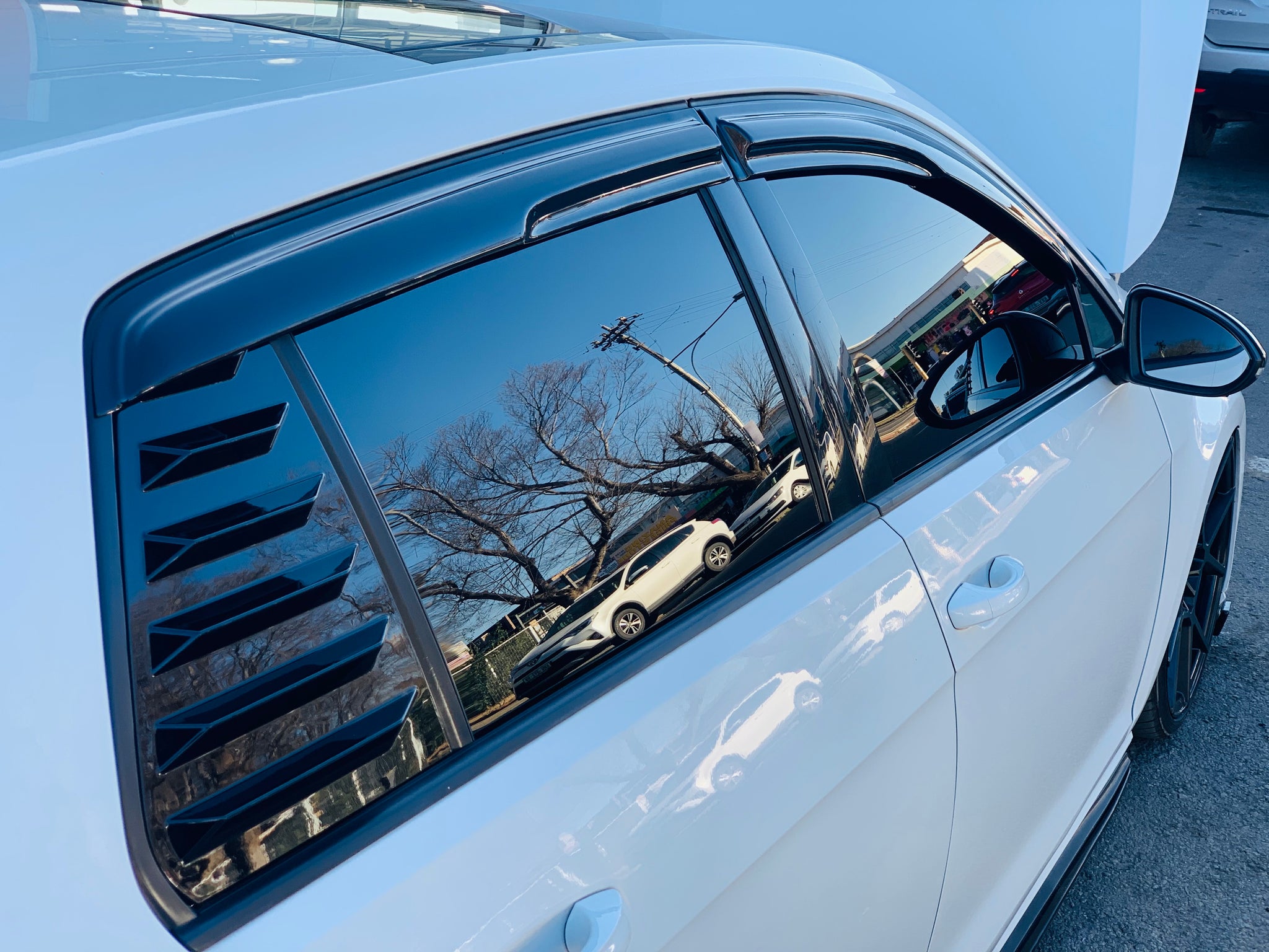 WINDSHIELDS GLOSS BLACK VOLKSWAGEN