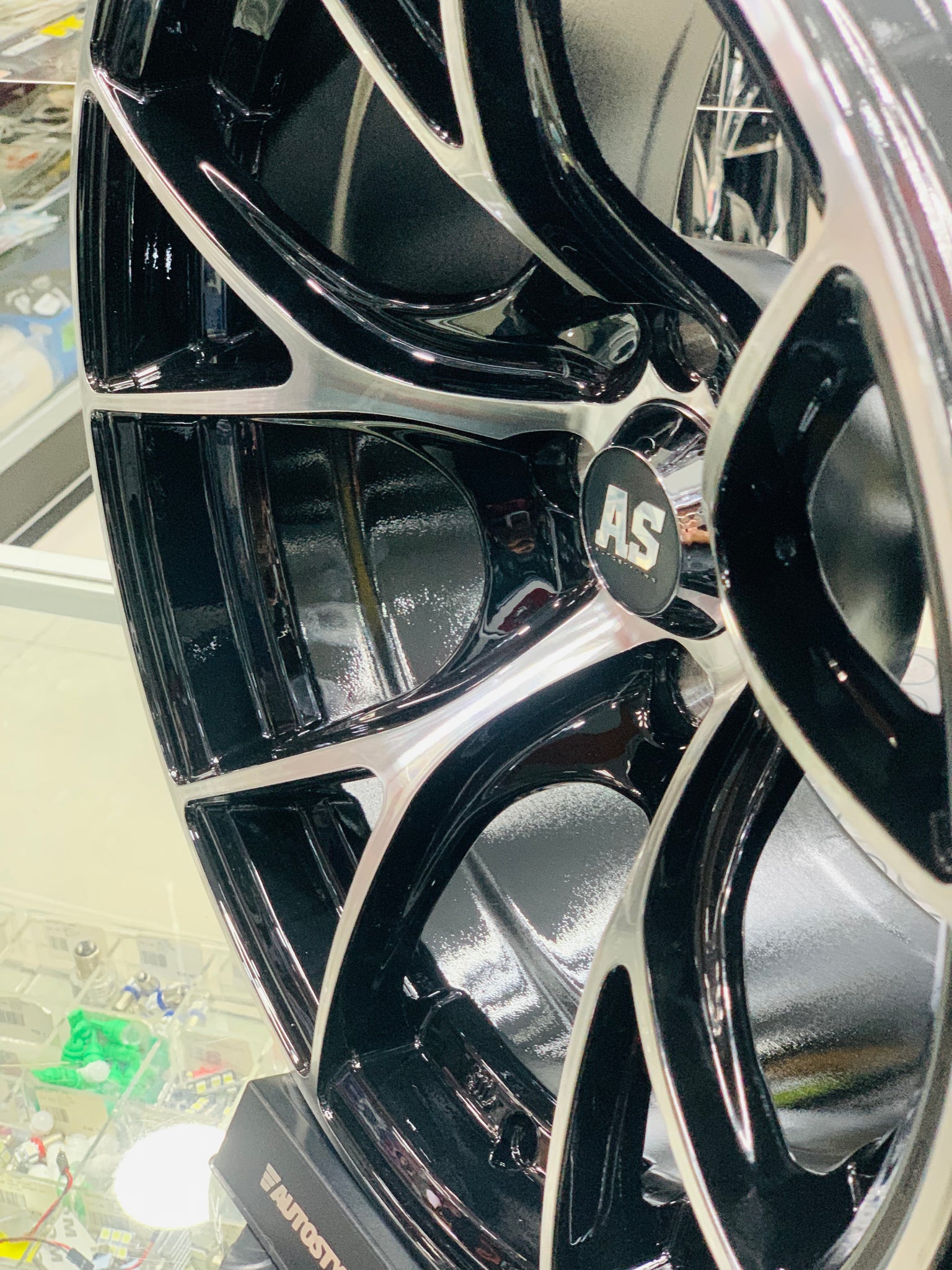 15” AS26 CONCAVE VX1 wheels